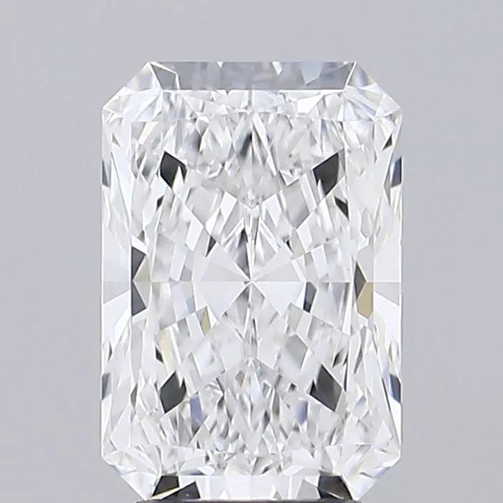 2.71 Carat Radiant Lab Diamond: Sustainable Luxury – Stienhardt